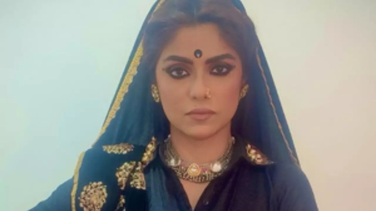 Dahej Daasi Actor Sayantani Ghosh Reveals Why It's Challenging To Play ...