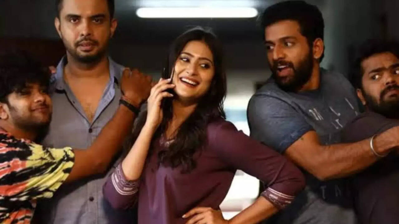 Abbabba Movie Review: Likith Shetty, Anusha Rai Are Adorable As Young ...