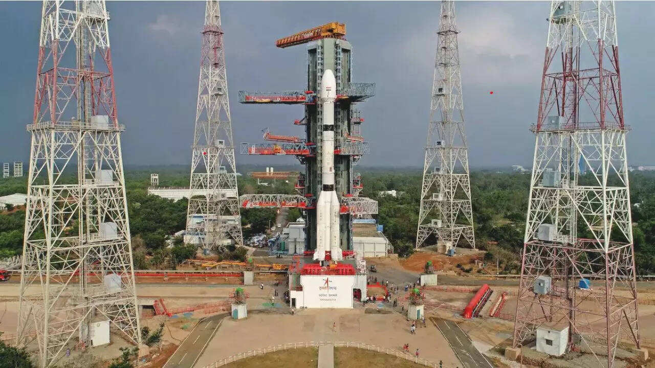 ISRO to launch GSLV-F14 rocket carrying INSAT-3DS satellite today ...