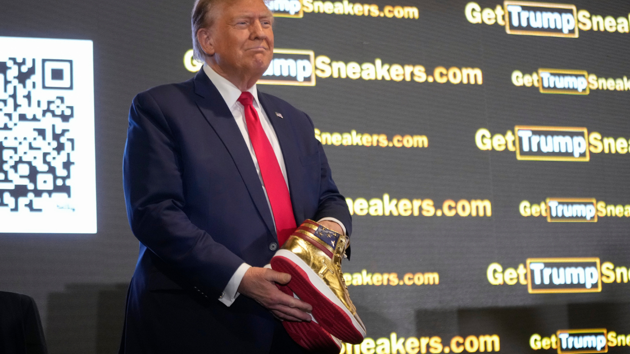 Trump Sneakers: Trump Launches New Shoes Line At 'Sneaker Con': Here's How You Can Get A Pair ...