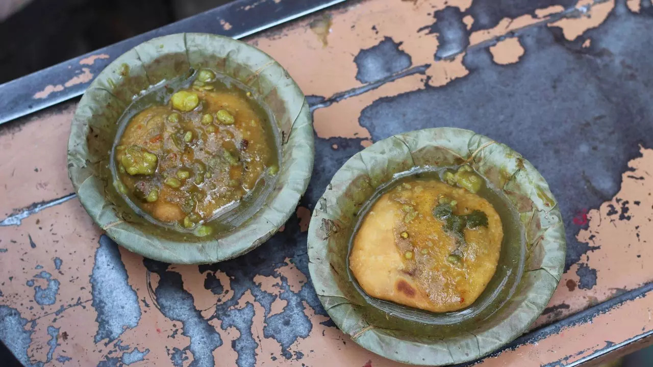 Kachori: History Of Varanasi's Kachori Sabzi And 5 Places You Should ...