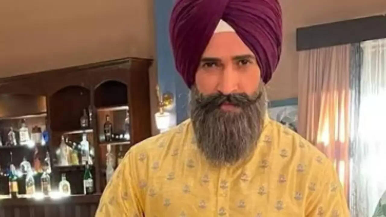 Karan Sharma Loves Wearing A Turban in Udaariyaan; Says 'I look like A ...