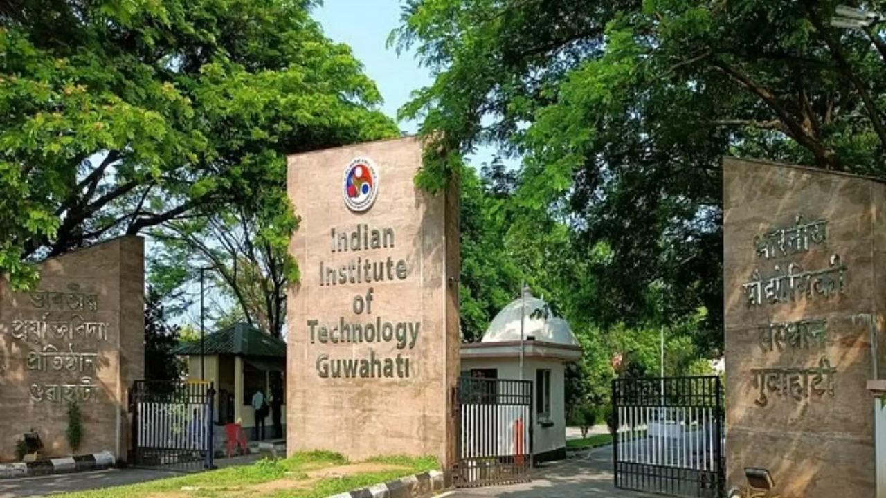 IIT Guwahati Drone Pilot Training: IIT Guwahati Launches India's ...