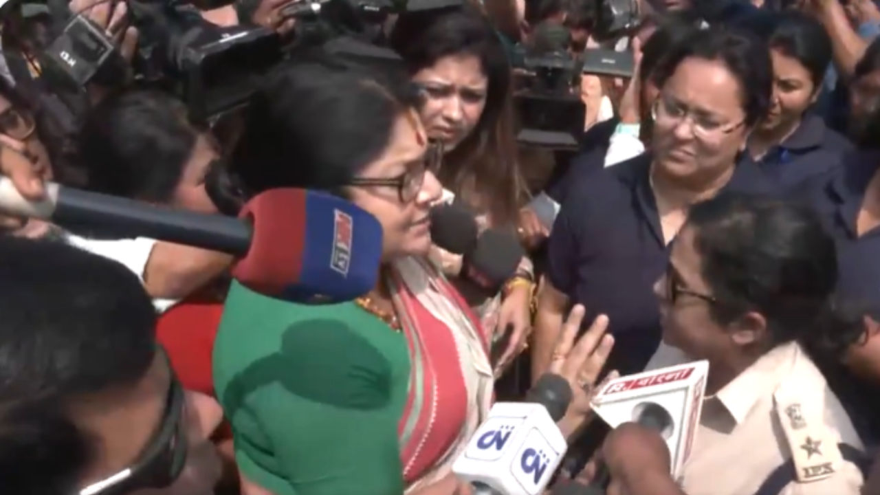 BJP Delegation Heading To Sandeshkhali Stopped, MP Locket Chatterjee Detained| Video | India ...