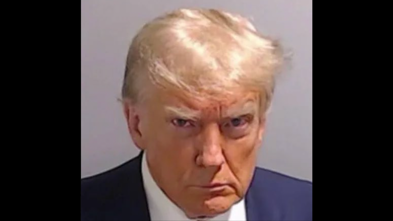Donald Trump Racist: Trump Slammed For Racist 'Black People' Claim ...