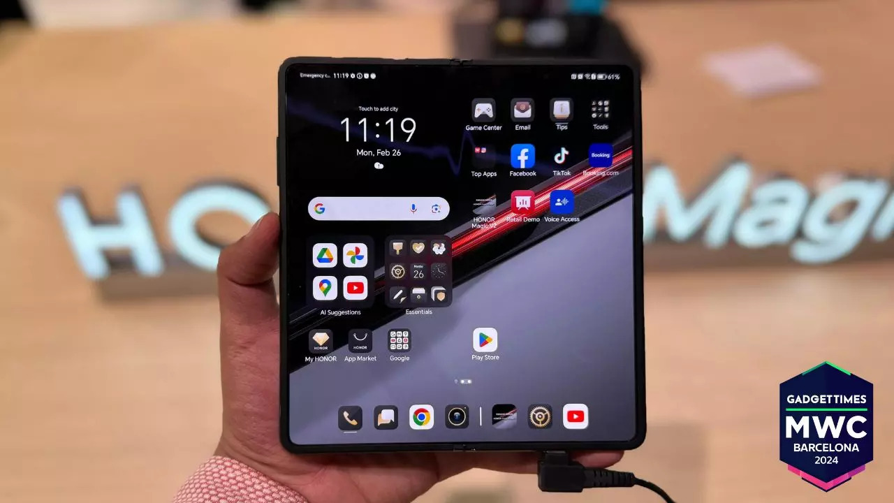 Honor Magic V2 Porsche Design First Impressions: Bring This To India ...