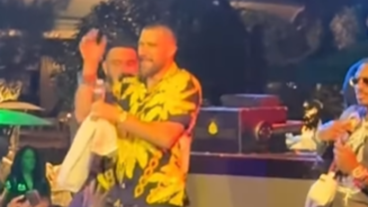 Taylor Swift’s Boyfriend Travis Kelce Grooves To Punjabi Song Mundian ...