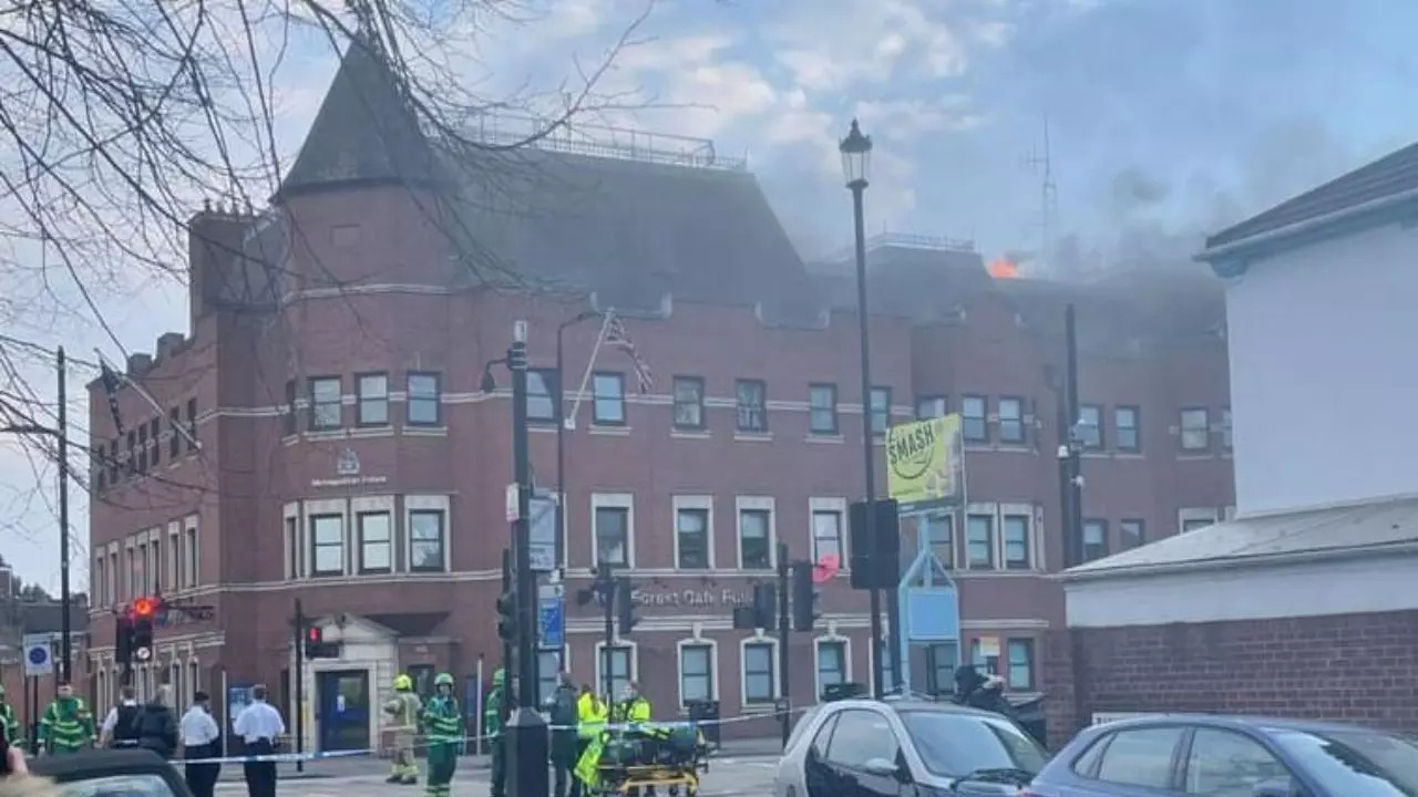 London Police Station Fire: London's Forest Gate Police Station On Fire ...
