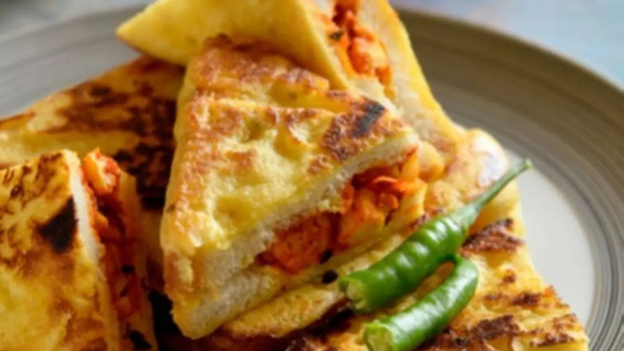 Paneer Bread Pakoda Recipe In Marathi : Evening Snacks साठी झटपट तयार ...