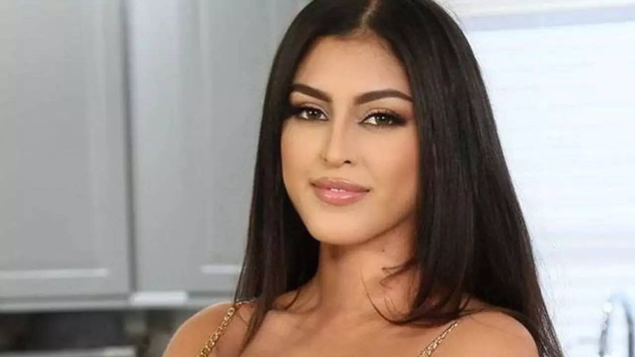 Sophia Leone Death: GoFundMe Launched For Adult Film Star's Funeral ...