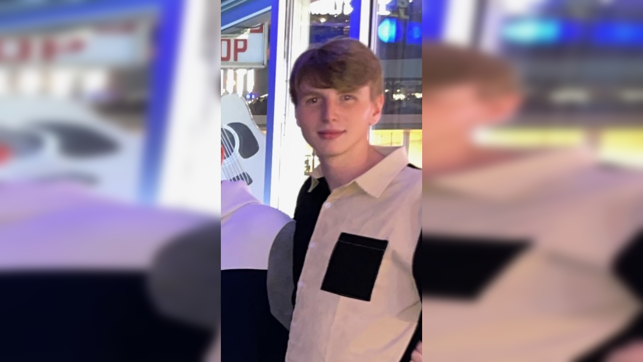 Riley Strain: Riley Strain: Missing Missouri Student Spotted With ...