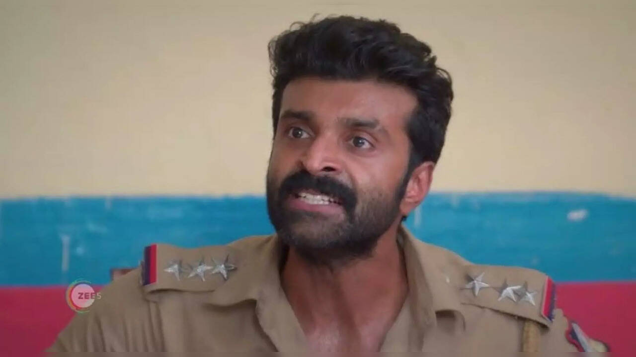 anna serial episode today : முத்துப்பாண்டியிடம் இருந்து எஸ்கேப் ஆன ...