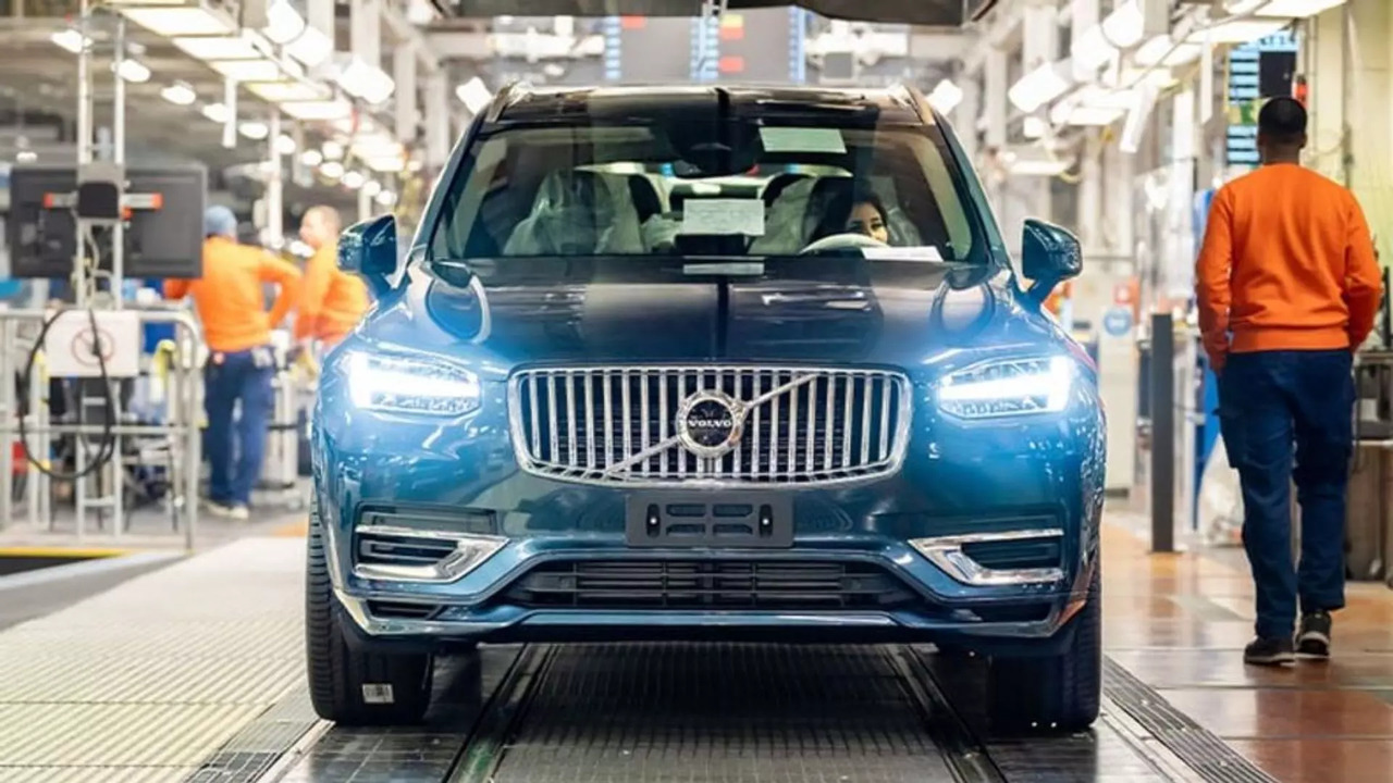 Volvo: End Of An Era: Last Volvo Diesel Car Rolls Off From Torslanda ...