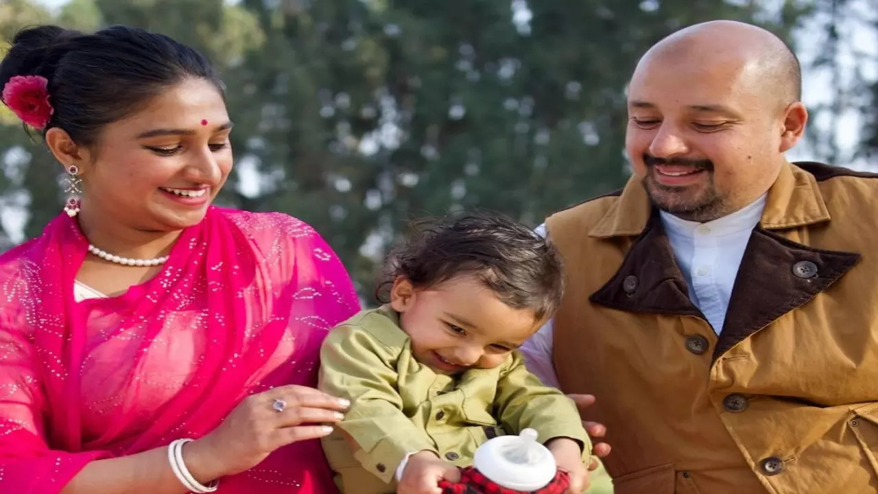 YRKKH Fame Mohena Kumari Shares Her Baby Shower Pictures; Says ‘From 3 ...