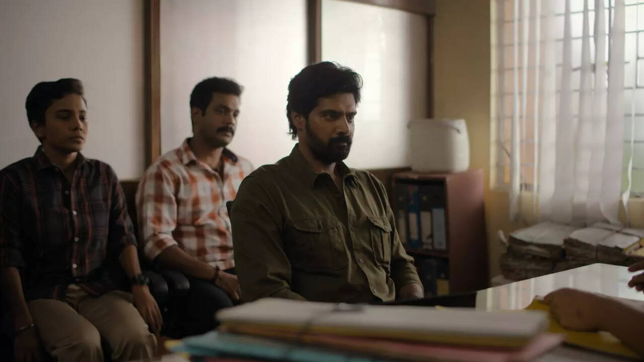 Inspector Rishi Review: Naveen Chandra Starrer Builds Interesting ...