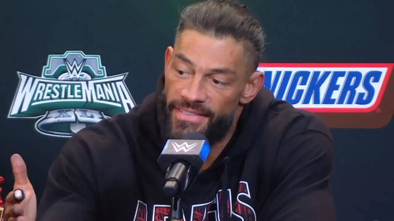 Roman Reigns: Watch: Roman Reigns Kicks Out Journalist From ...