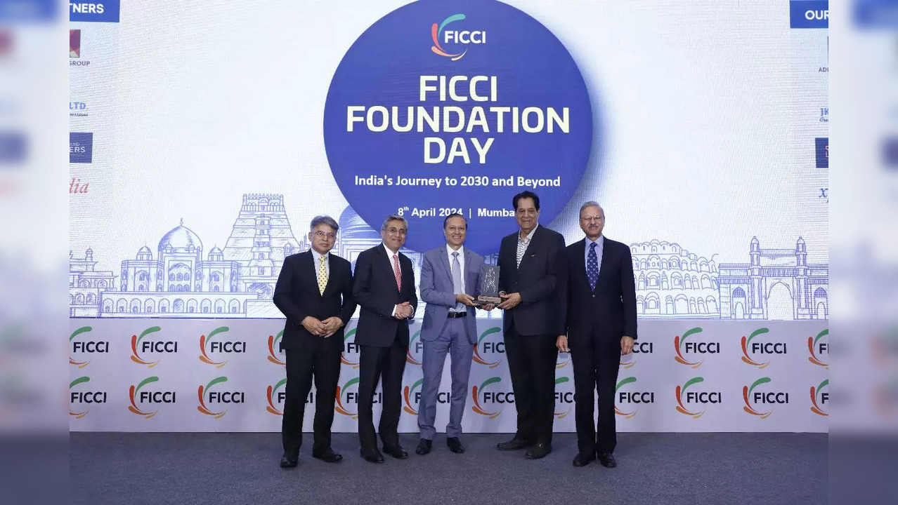 Bennett Coleman Ex-chairman SP Jain Honoured At FICCI Foundation Day ...