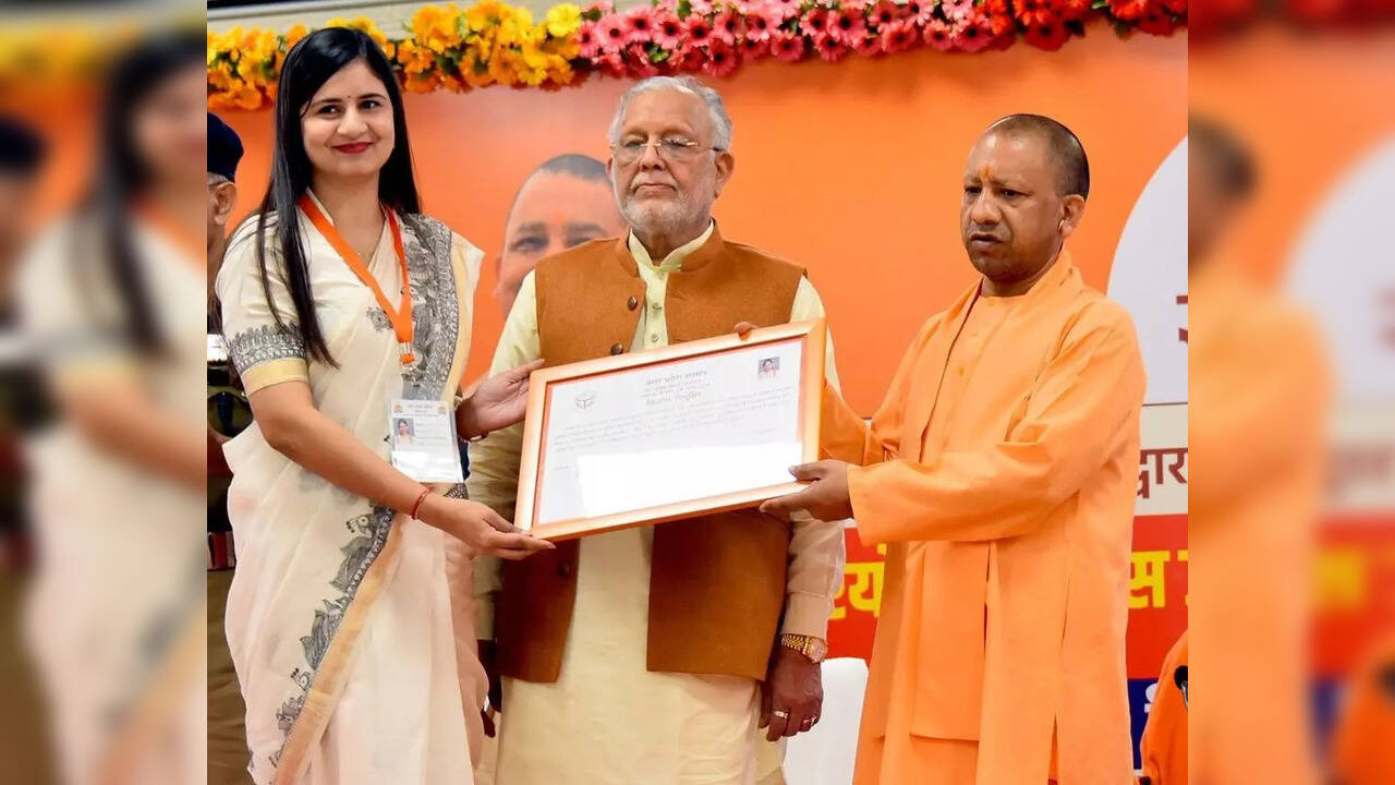 'Struggle to Success': Woman's Inspiring Journey To DSP Goes Viral ...