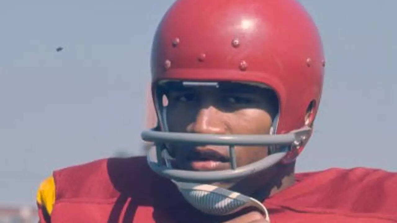 OJ Simpson: OJ Simpson’s Passes Away At 76; A Look Back At NFL Icon’s ...