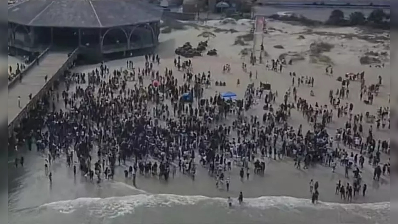 Orange Crush Festival Turns Into 'Chaotic Spring Bash', Video Of Brawl ...