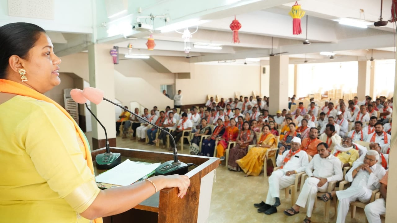 'My Rival Goval Padvi Has Never Lived In Nandurbar': Heena Gavit ...