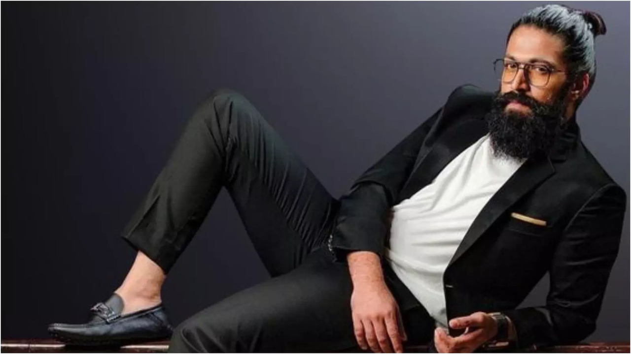 Ranbir Kapoor's Ramayana: KGF Star Yash To Gain 15 kgs to play Ravan in ...