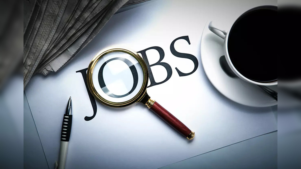 Government Portal Offered More Jobs Than Applied For in FY24: 1.09 ...