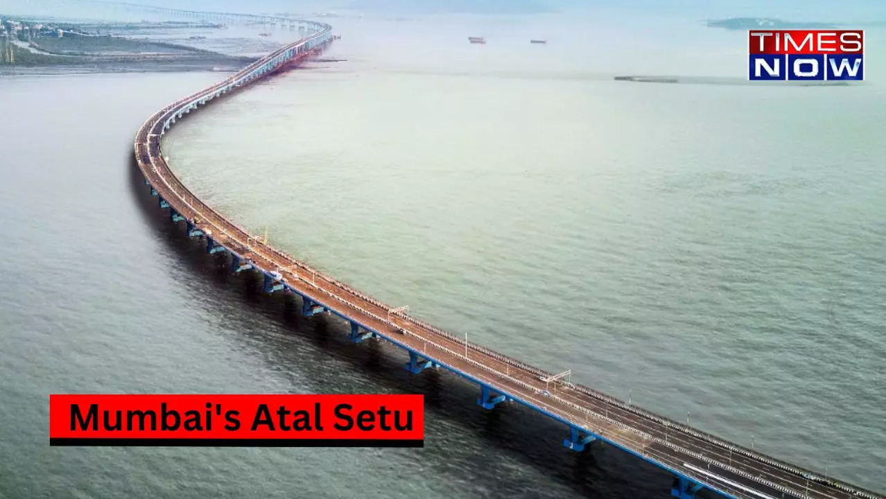 Man Travels From Pune to Mumbai Using Atal Setu, Says He Saved 15 Mins ...