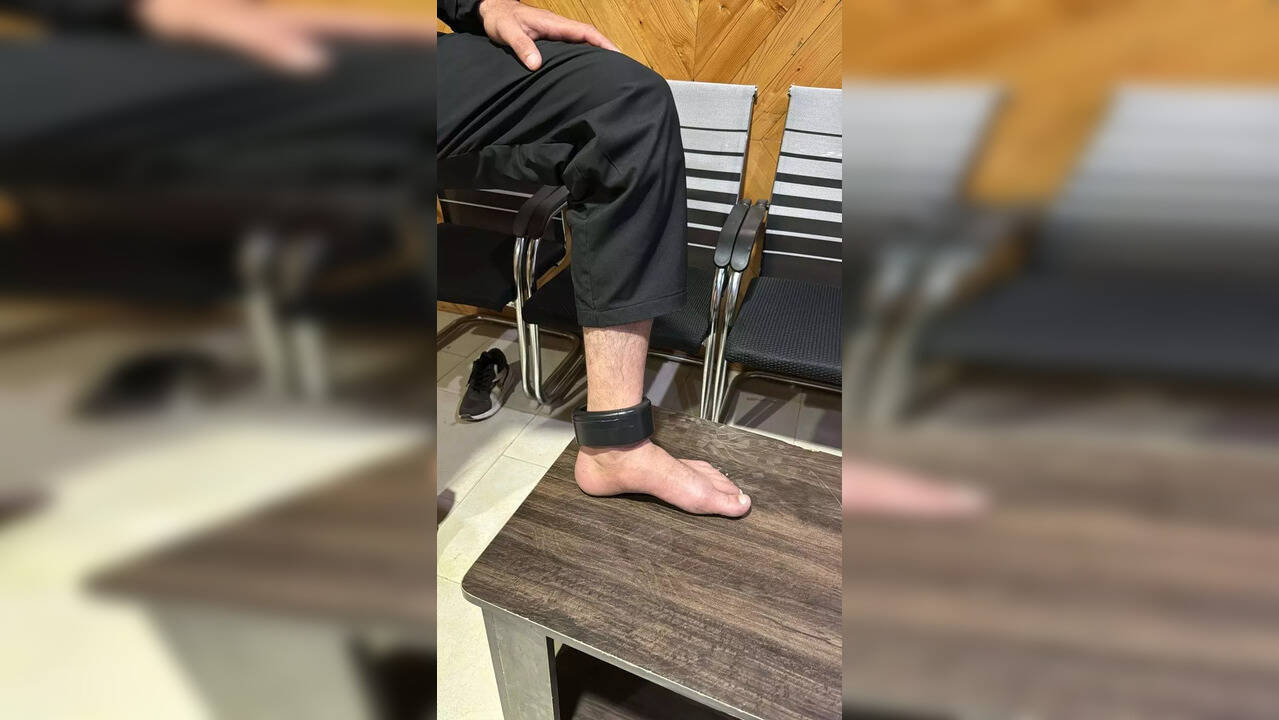 Kashmir Police Introduces Gps Tracker Anklet To Track Movement Of
