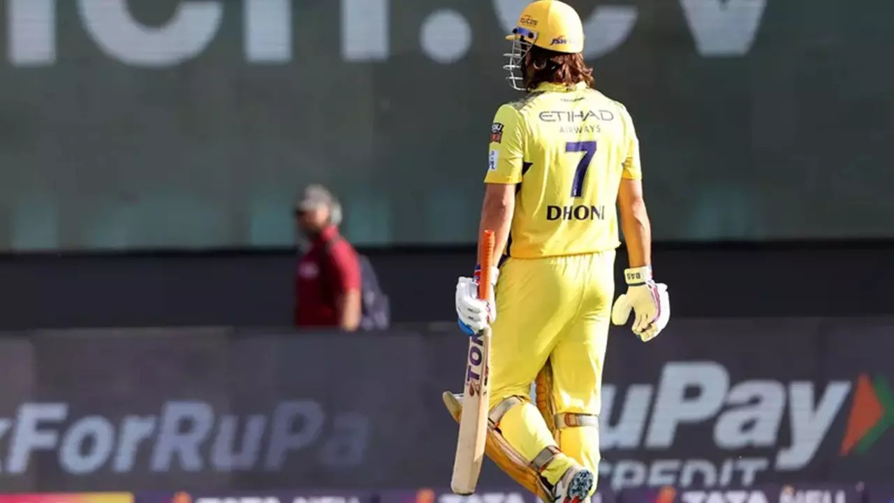 MS Dhoni 'Wasn't Prepared, Fooled With A Dose Of His Own Medicine' in ...