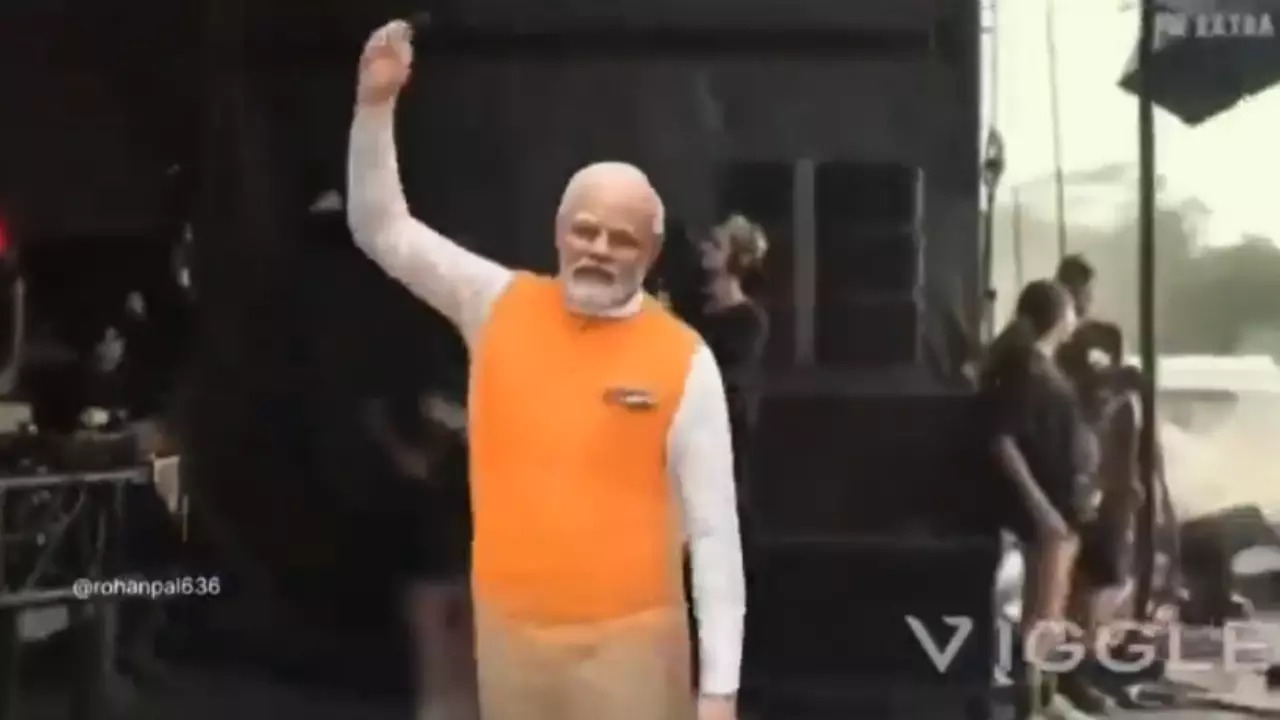 Lok Sabha Election: PM Modi Reacts To 'THE DICTATOR' Post Which Shows ...