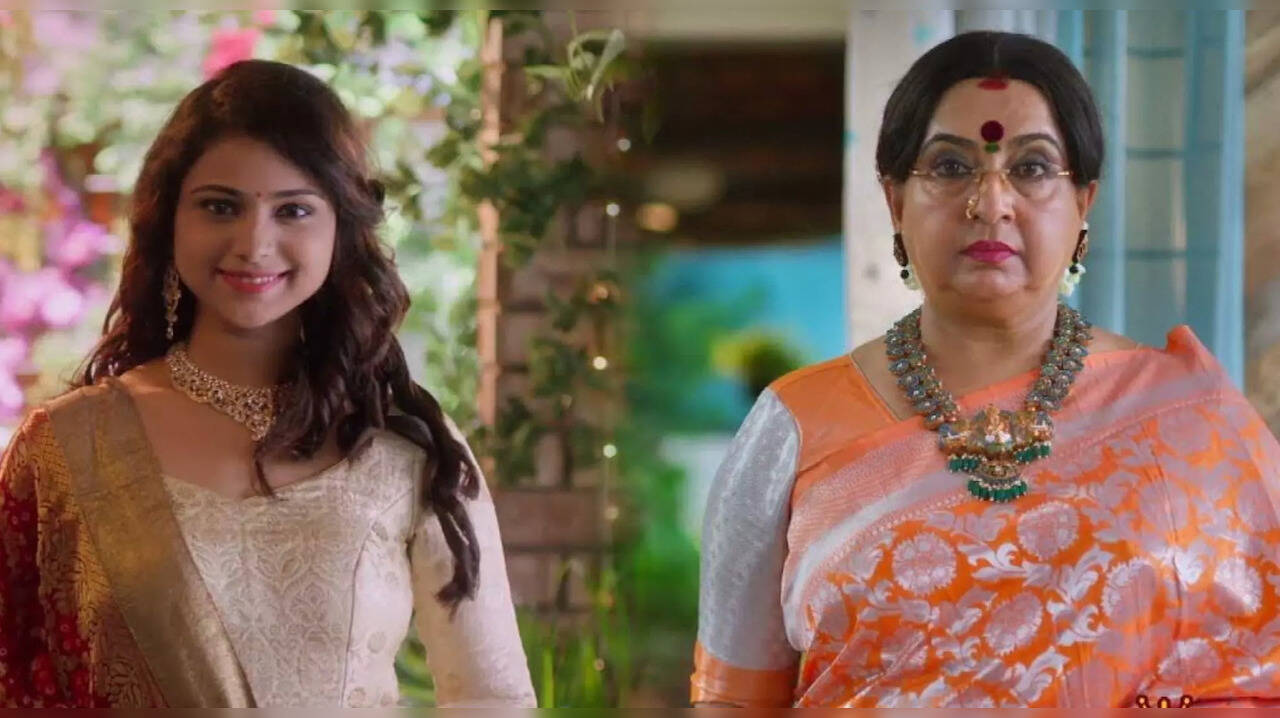 Aruvi Serial Last Episode : 500 எபிசோடுகளை கடந்த சன் டிவியின் டாப் ...