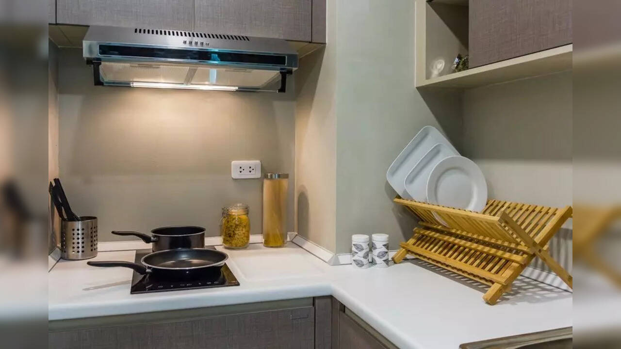 Feeling Hot While Cooking In This Season? 7 Ways To Reduce The Kitchen ...