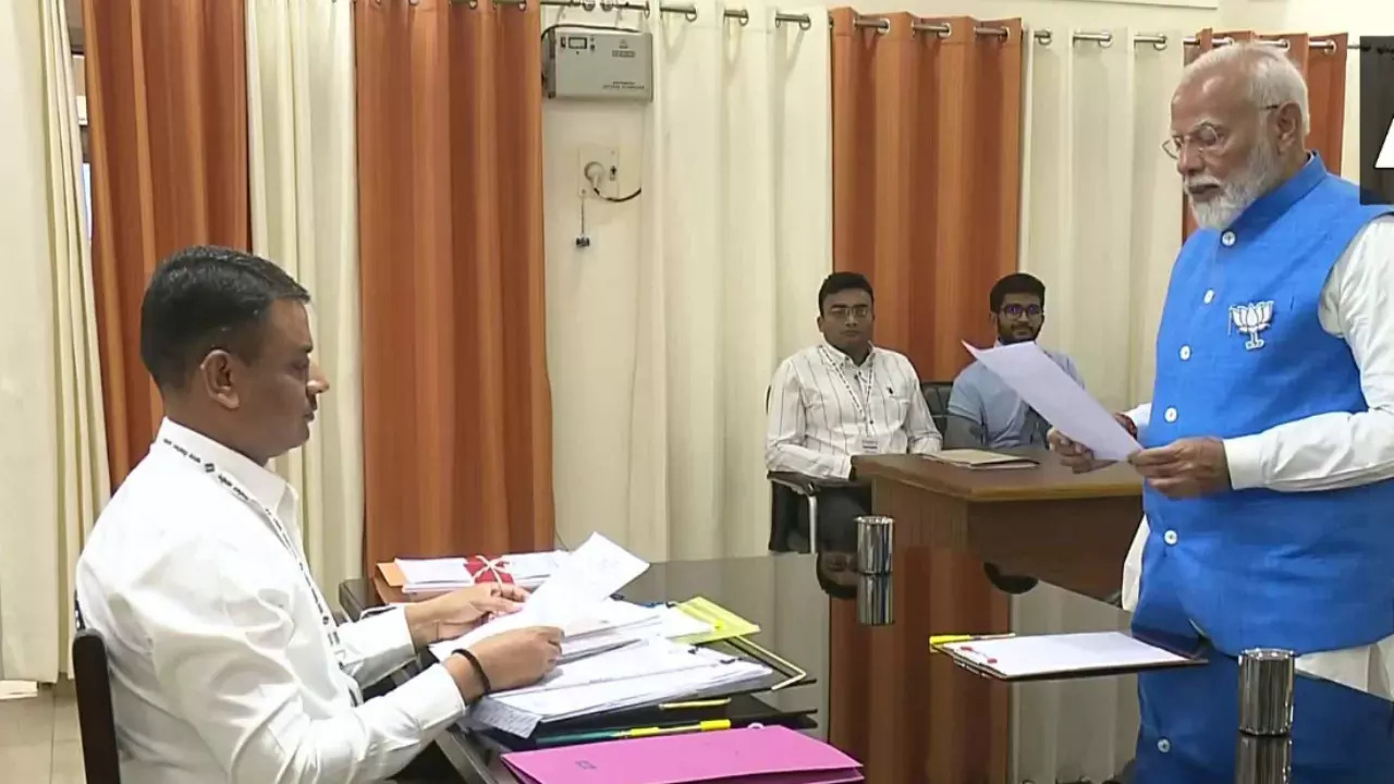 Modi Nomination: After Maa Ganga's Aashirwad, Mahadev's Blessings, PM ...