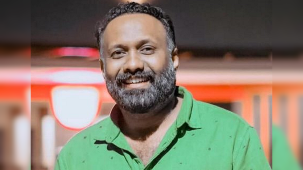 Title For Malayalam Director Omar Lulu’s Next Revealed | Times Now