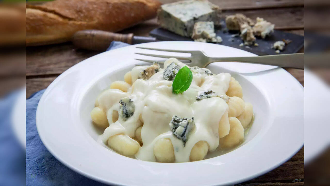 3 Types Cheesy of Pasta Recipes For Your Weekend Meal | Times Now