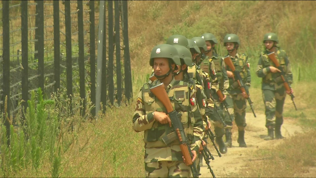 Indomitable Valour: Women BSF Warriors Brave 45°C Heat and Snakes to ...