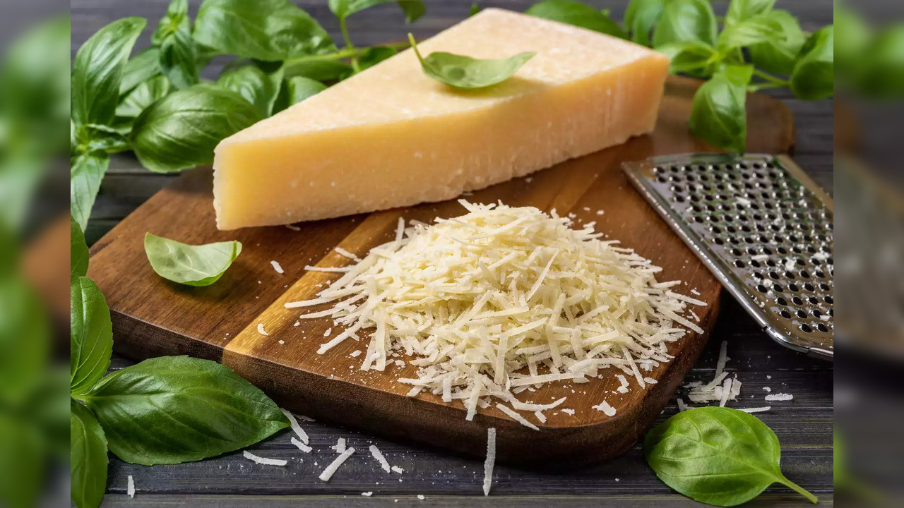 The Role of Cheese in a Balanced Diet: Expert Tips for Enjoying Cheese ...