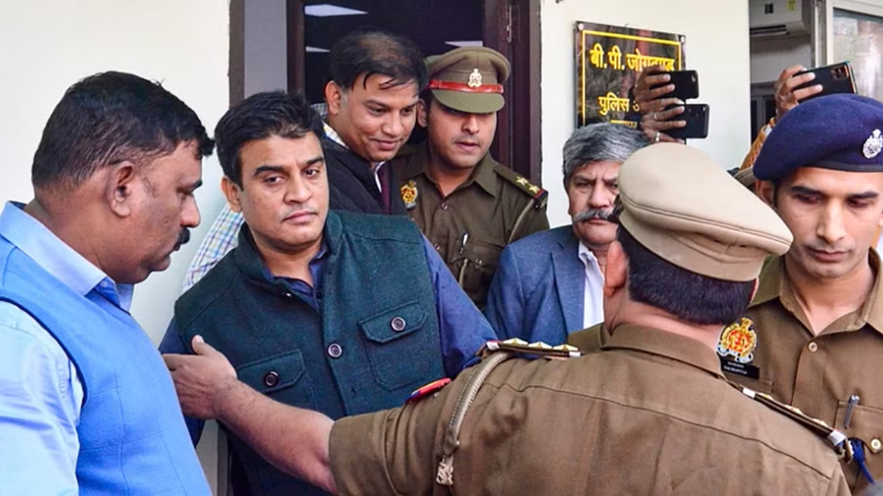 SP MLA Irfan Solanki Sent to 7 Years in Prison in Arson Case, Set To ...