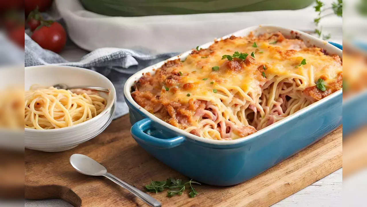 Make A Comforting Ham and Cheese Spaghetti Casserole for Dinner | Times Now