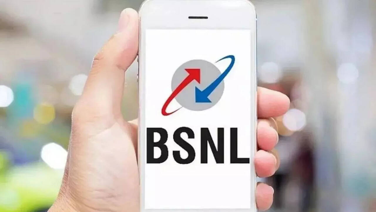 BSNL Recharge: बीएसएनएलचा 105 दिवसांचा सर्वात स्वस्त रिचार्ज प्लान, मिळेल दररोज 2GB डेटा | Times ...
