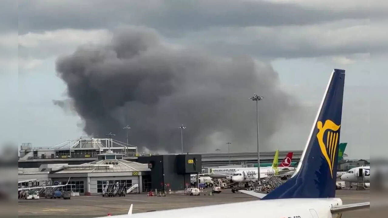 Massive Fire In Coolock In North Dublin, Smoke Seen From Airport ...