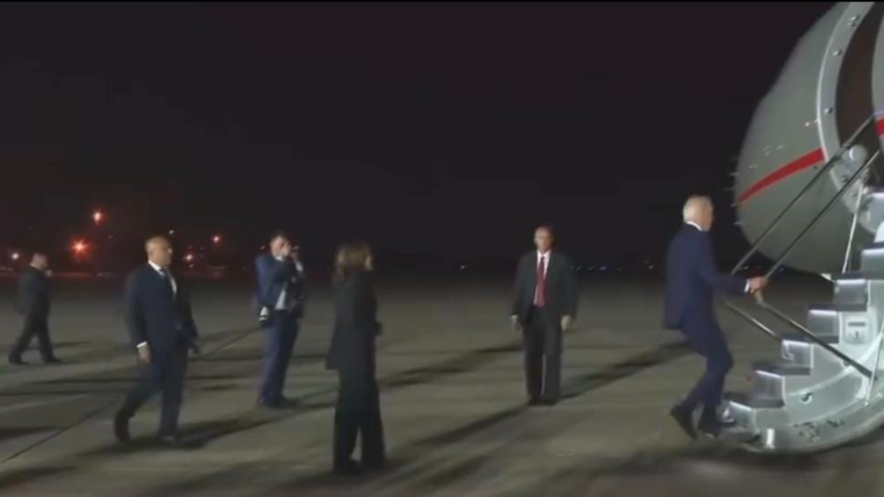 Biden Enters Prisoner Plane After Freed Americans Disembark, Video ...