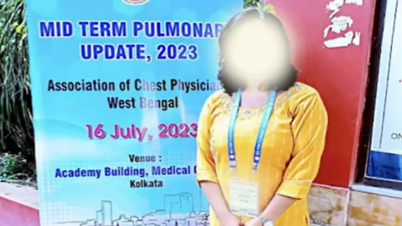 RG Kar Doctor: গোপনাঙ্গে ক্ষত, শরীরে একাধিক আঘাতের চিহ্ন! আরজিকরের ...