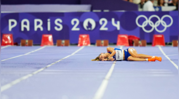 France's Alessia Zarbo Collapses During Olympics 10,000m Final, Medics ...