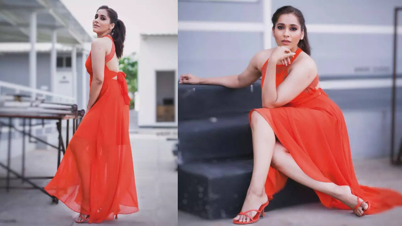 Jabardasth Rashmi Gautam: విరజాజి లాంటి విప్పారిన వీపు అందాలతో మతి ...