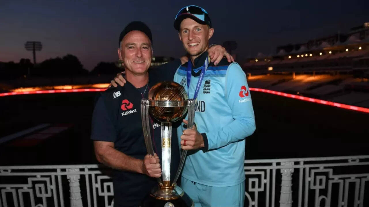 Late England Cricketer Graham Thorpe 'Took His Own Life', Wife Amanda ...