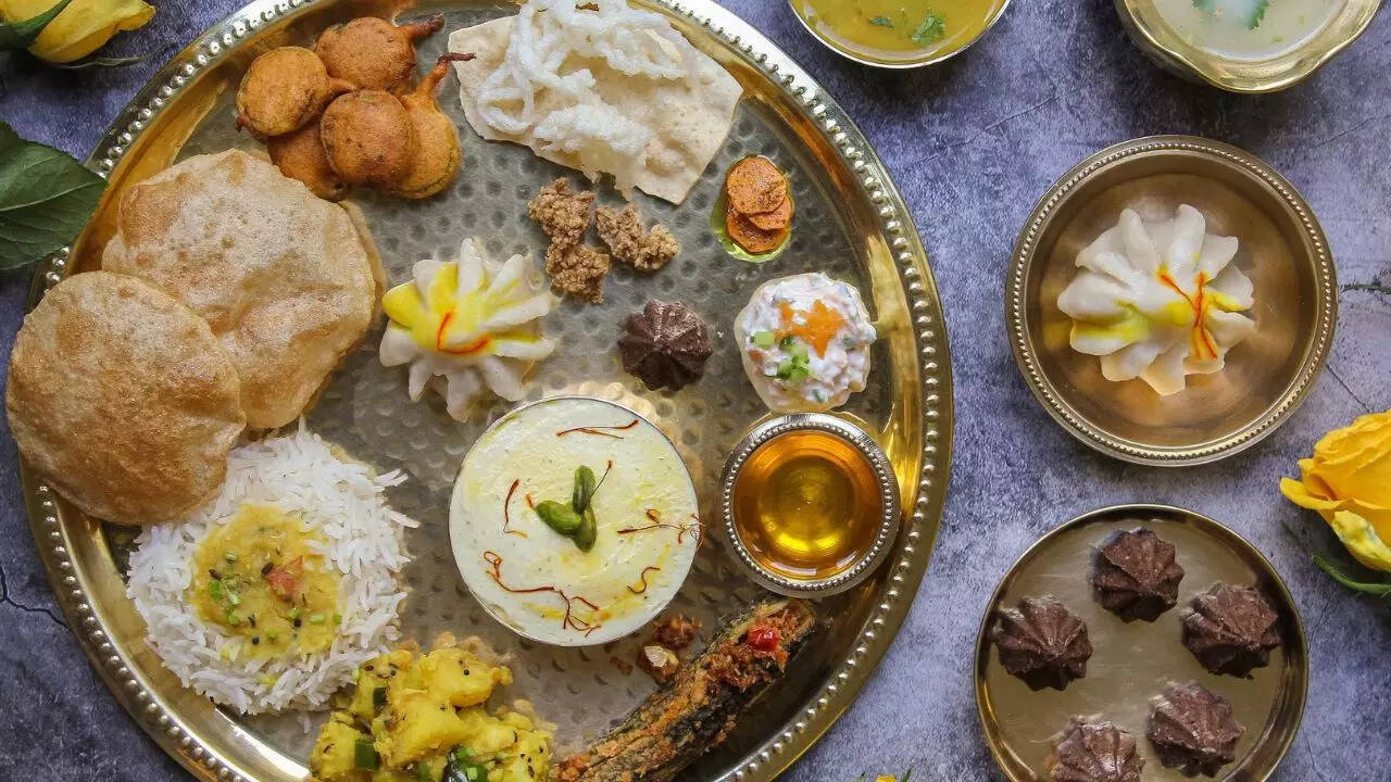 Maharashtrian Foods For Ganesh Chaturthi 2024: Try These 10 Dishes Of ...