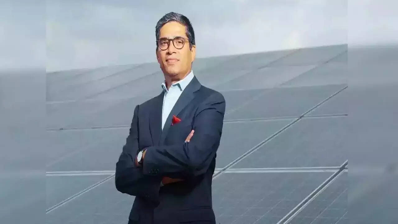 Success Story: घरोघरी जाऊन पेन विकणारा माणूस कसा बनला इन्व्हर्टर मॅन ऑफ ...