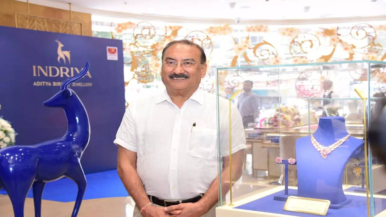 Indriya Jewellery : आदित्य बिर्ला ग्रुप’तर्फे इंद्रिया मुंबईत लाँच ...